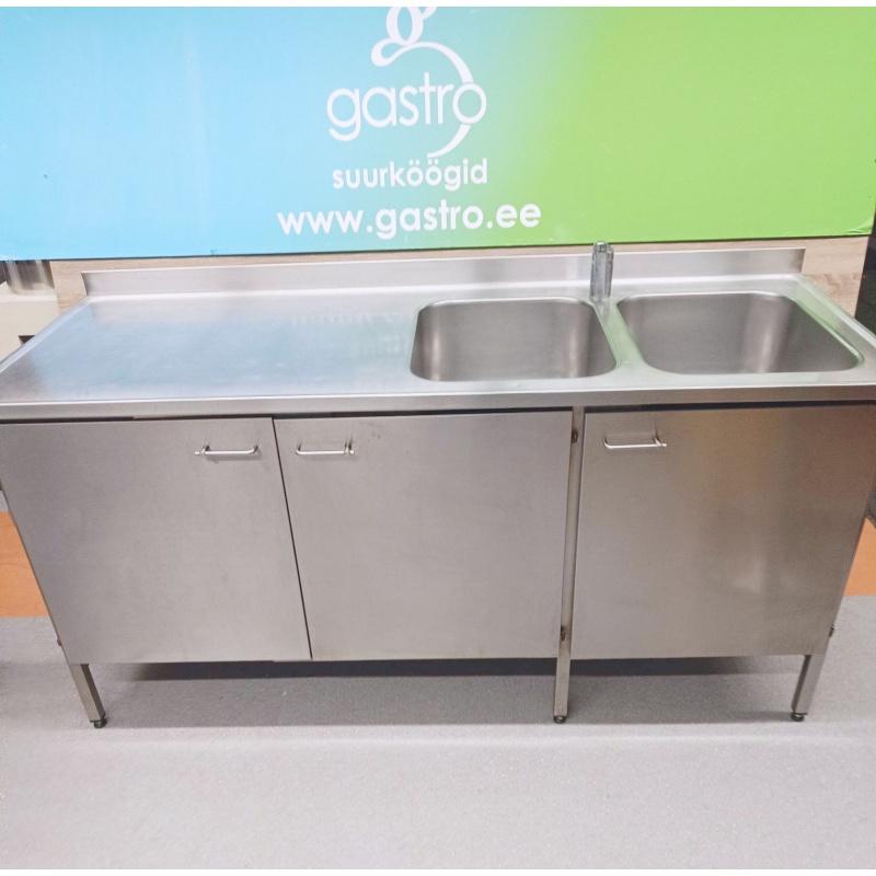 ROOSTEVABA VALAMU 180X70X90CM @ Gastro Suurköögid